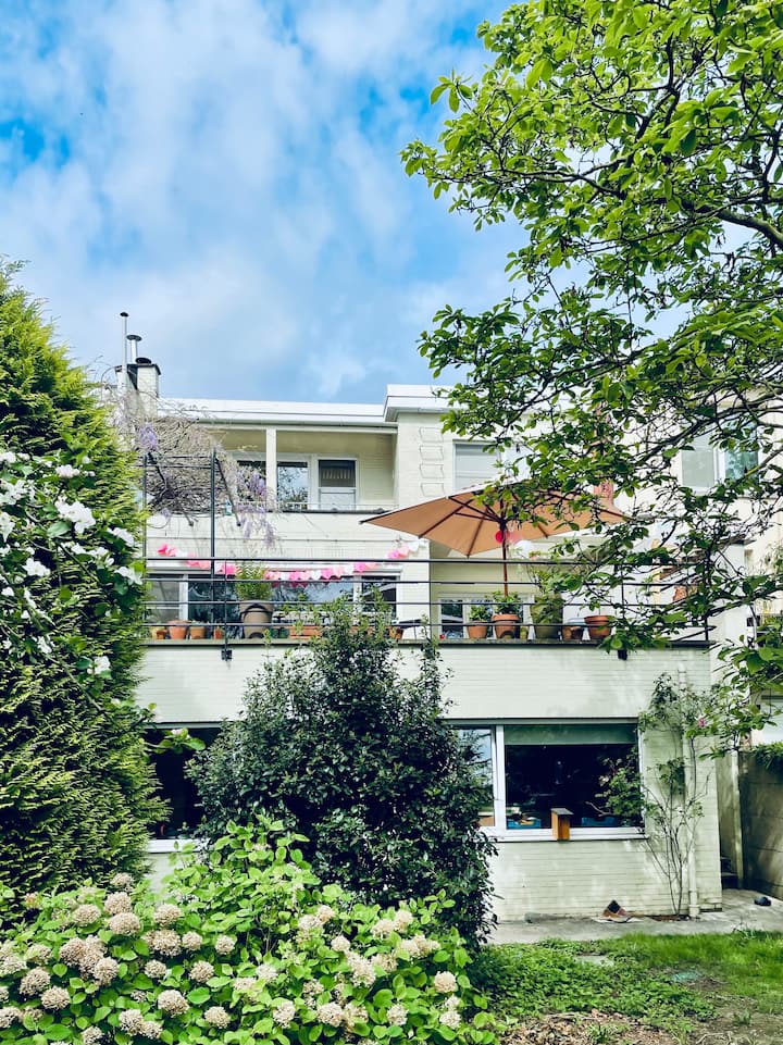 Large Family House In Antwerp + Garden & Parking - Antwerpen