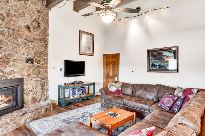 Plush 3br The Phoenix | Balcony | Pool - Steamboat Springs