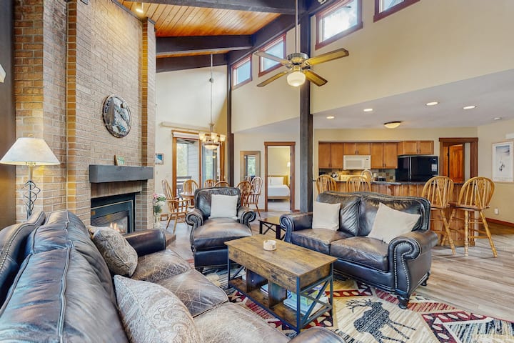 Lodge B304: 3br At Lodge 3rd-floor | Balcony - Steamboat Springs