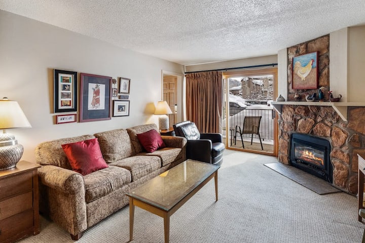 Quaint 2br Ski In/out Ski Inn Condos 115 - Steamboat Springs, CO