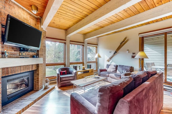 Perfect 2br At Lodge 2nd-floor | Hot Tub | Pool - Steamboat Springs, CO