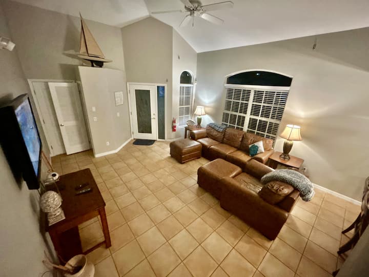 Beachy Breeze! #421
Sleeps 8 Walk To The Beach! - Cape Canaveral, FL