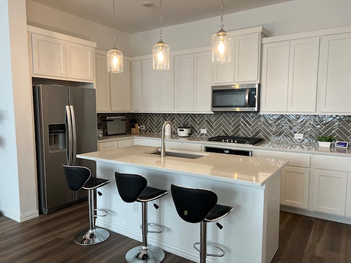 3-bedroom Executive House In Nrh - C&A, North Richland Hills