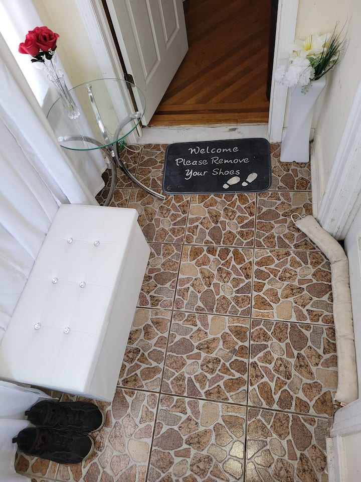 Big Room Near Everything, 20 Min Away From Airport - Queens