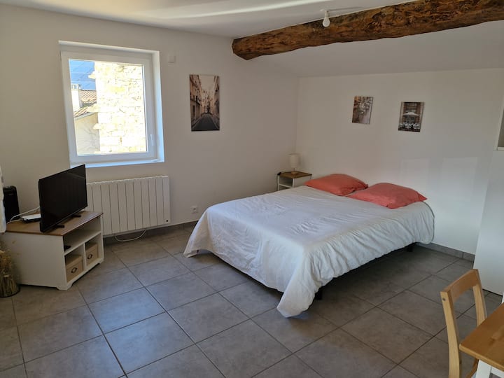 Studio Cosy Avec Terrasse - Pont-d'Ain
