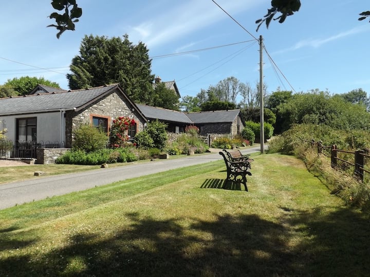 Dairy Cottage, Dulverton - Dulverton