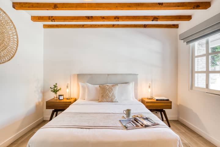 Stylish Studio | Easy Coastal Vibe+pool - Ensenada