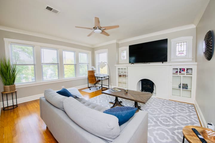 Bright Kng+qn/near Dt/walk To Restaurants & Bars - Chicago, IL
