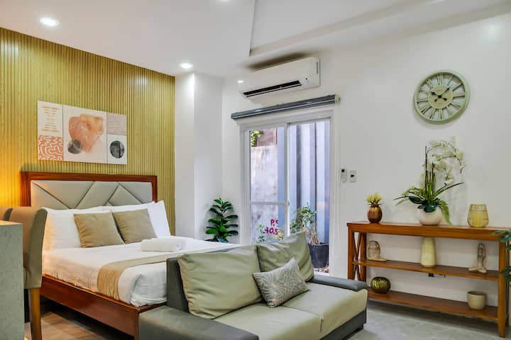 Luxury Cabin Near Sm Clark - Angeles