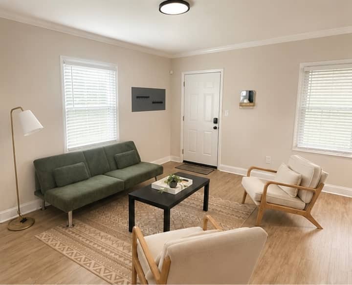 3br Modern Home Near Uptown King Bed + Bunk Room - Charlotte, NC
