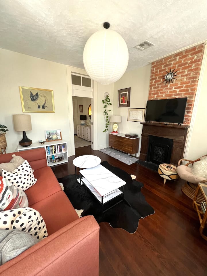 Luxe & Cozy In Amazing Location - New Orleans, LA