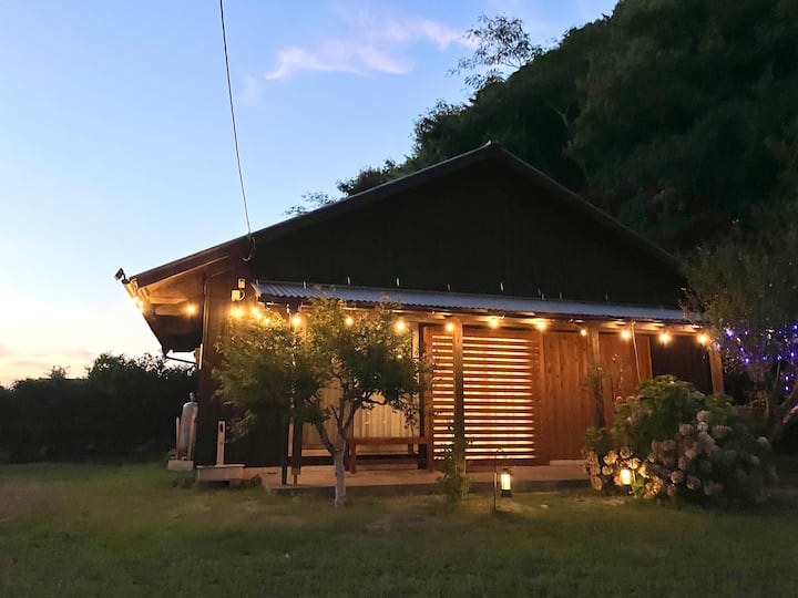 Ken棟一棟貸しプレミアムロッジ。薪ストーブ有り。bbq・焚き火・テントサウナop対応可！送迎無料！ - 勝浦市