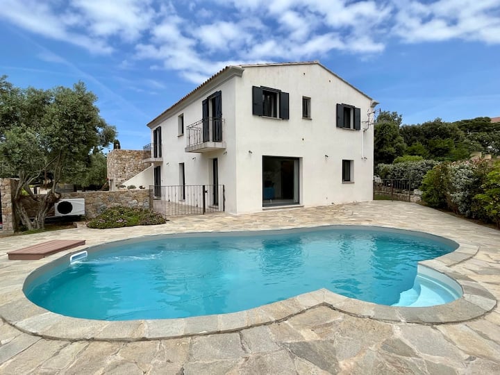 Villa Avec Piscine 8/10 Pers - Département Haute-Corse