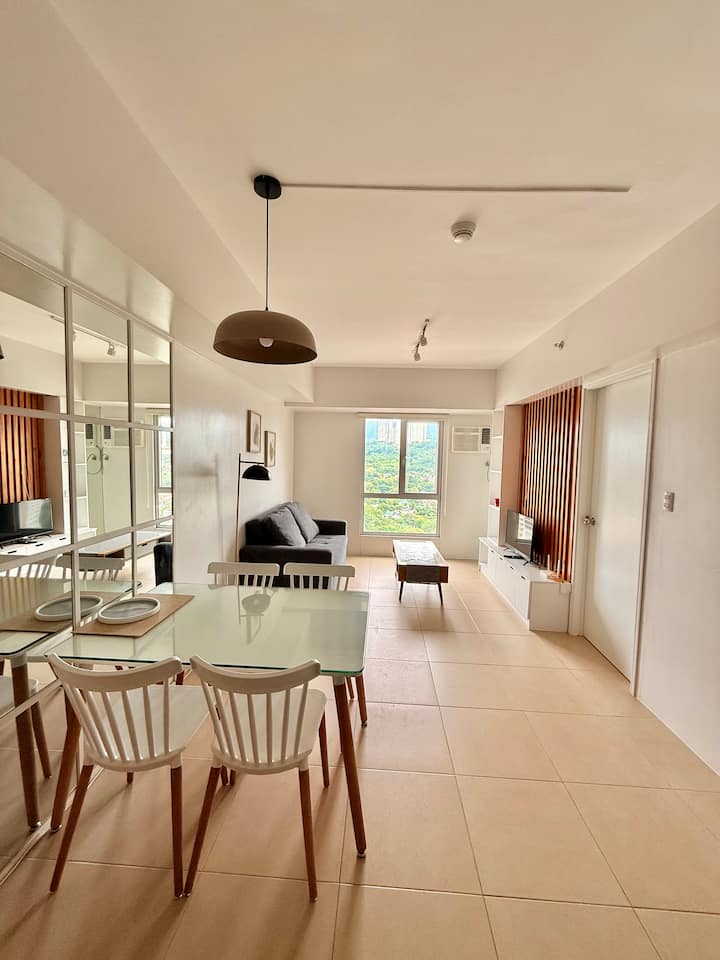 Spacious 1 Bedroom Condo/4-6 Pax/cebu It Park - Mandaue