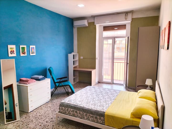 Art House - Central Station - Naples