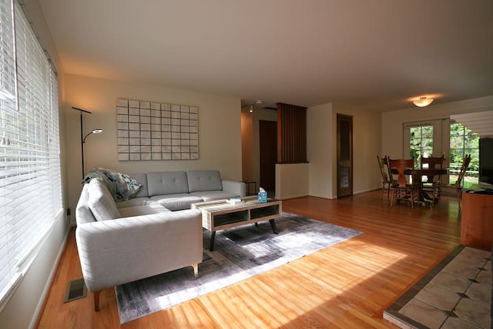 Shoreline Guest House - Shoreline, WA