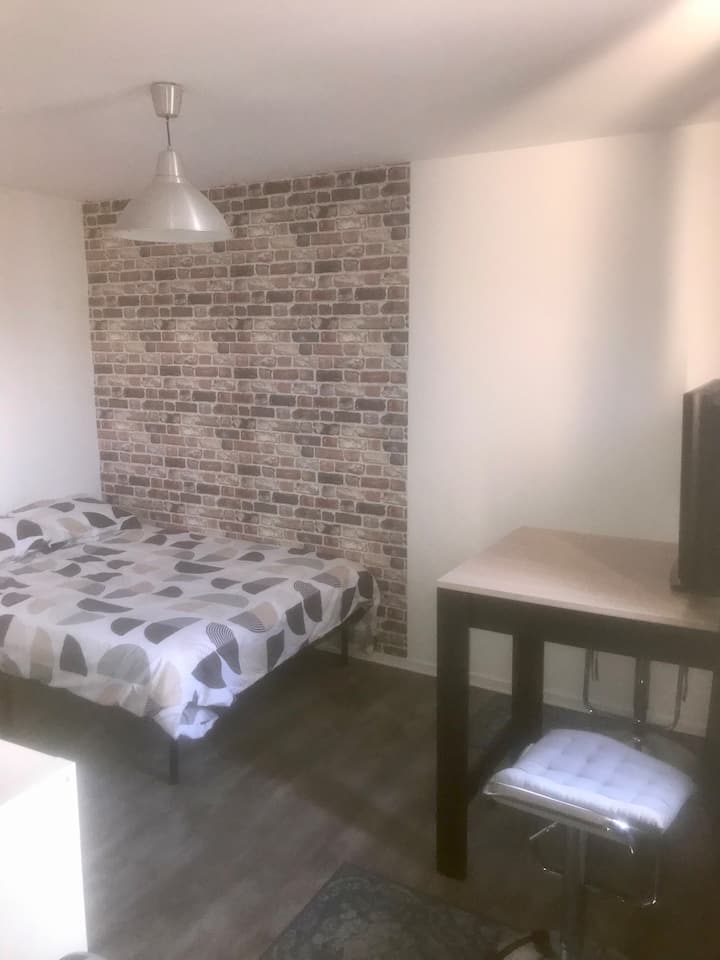 Le 5. Studio Appartement Sympa Limite Tours - Saint-Pierre-des-Corps
