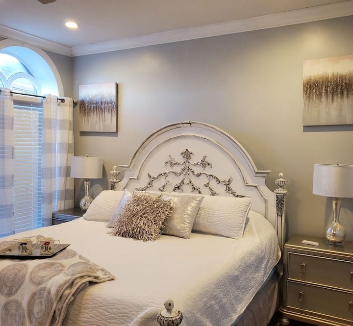 Your Boutique Hotel In Alton! - Alton, IL