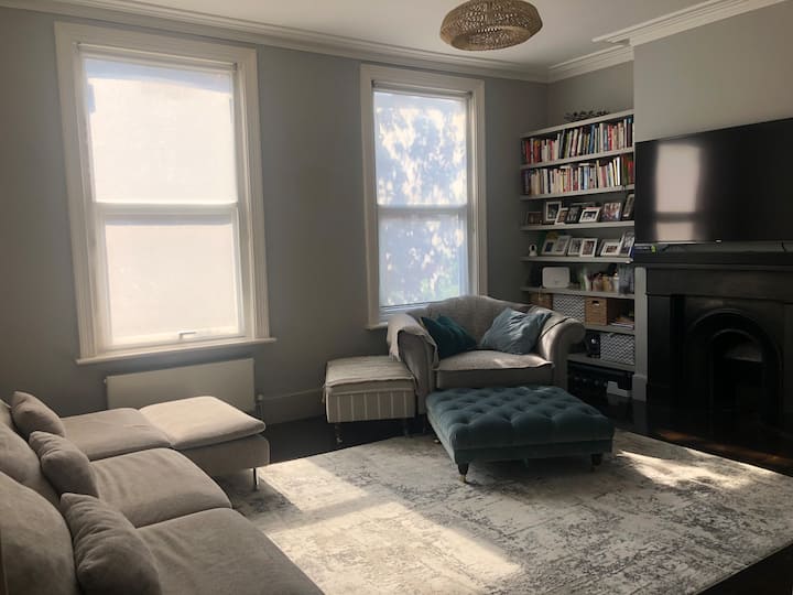Maisonnette Moderne 4 Chambres à West Londres - 반스