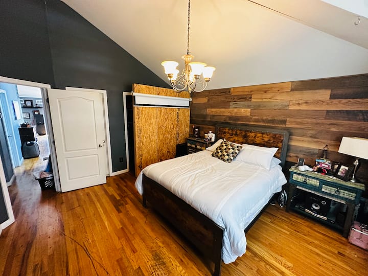 Master Suite In Brooklyn! - Brooklyn, NY