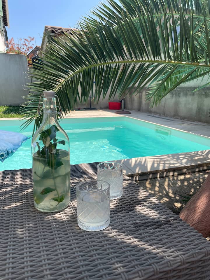 Location Vacances En Rez De Jardin - Salon-de-Provence