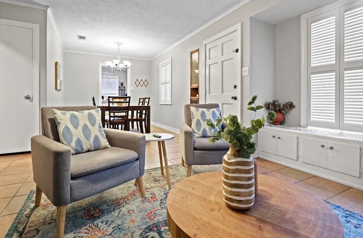 Spacious 3 Bed 2 Bath Home Great Location - Alexandria, LA