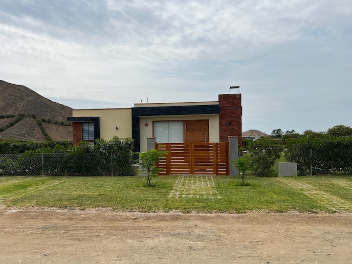 Casa De Campo En Fundo Pradera Asia - Mala