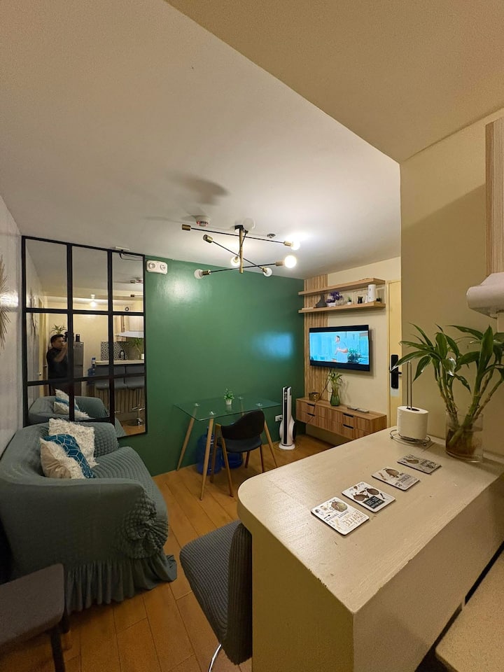 Cozy 2bedroom Near Airport - Sea Wind Condo - Davao City