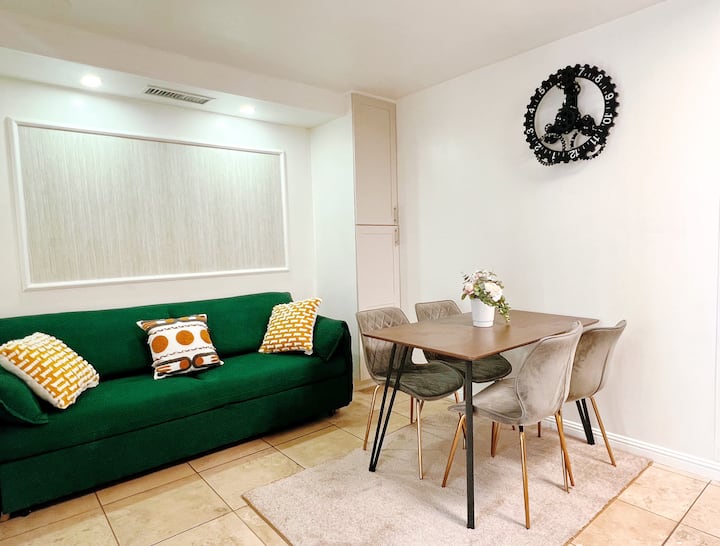 Waikiki Apt 3b+2b, Maximum 11, 2 Free Parking Spot - Honolulu, HI