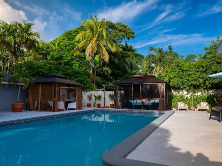 Sanctuary Suite - Kendall, FL