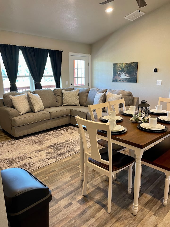 Brand New Home/cozy Sunset Retreat - Franklin, NC