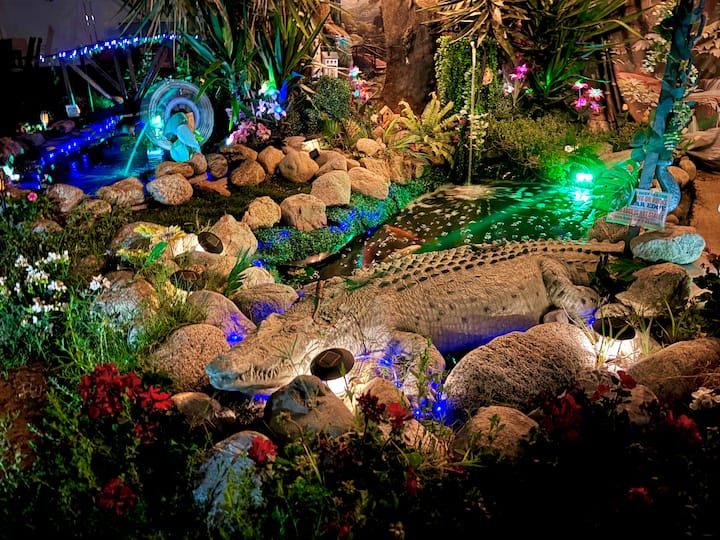 Koi Ponds 3k Sqft Outdr/ktchn, Suite+casita 2bd1ba - Orange County, CA