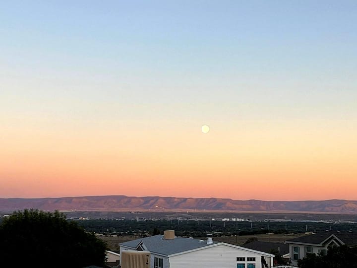 Peaceful Desert Escape W/sandia Views - Albuquerque, NM