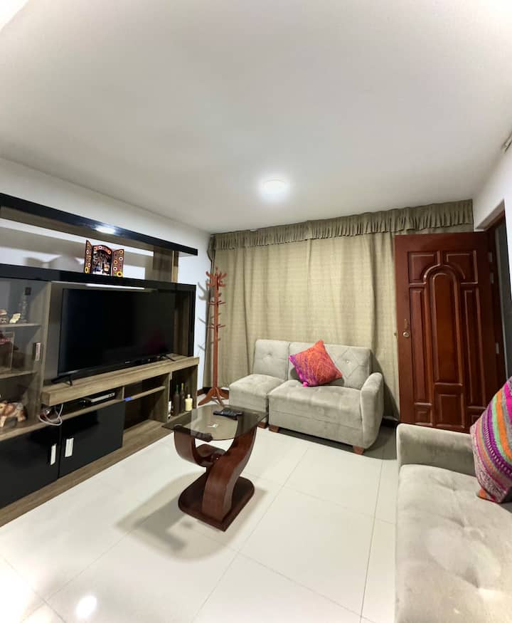 Moderno, Ingreso Temprano, Agua Caliente - Huaraz