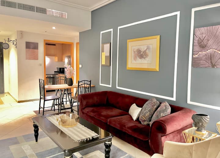 Chic 3 Bedroom Apartment - Dubai