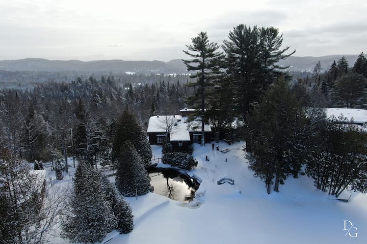 Private Lakeside Getaway At Le Grand Miramont! - Saint-Sauveur