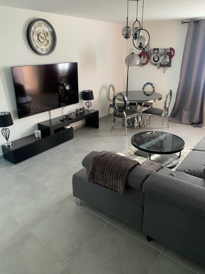 Superbe Appartement De 70m2 - Marsella, Francia