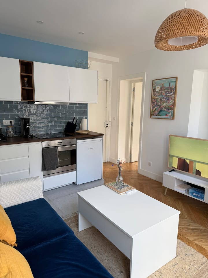 Charmant Cocon Privé Et Lumineux à Montmartre - Paris