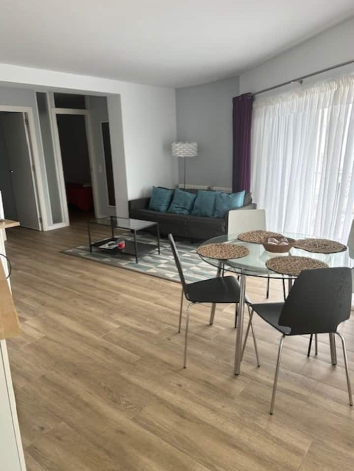 Independent Suite 2 Rooms In Private Villa -Views - Castelldefels