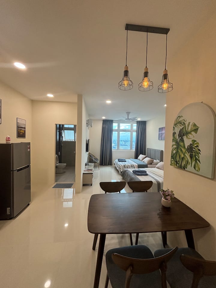 Riverine Diamond Kuching Ii @ 4 Pax - Kuching