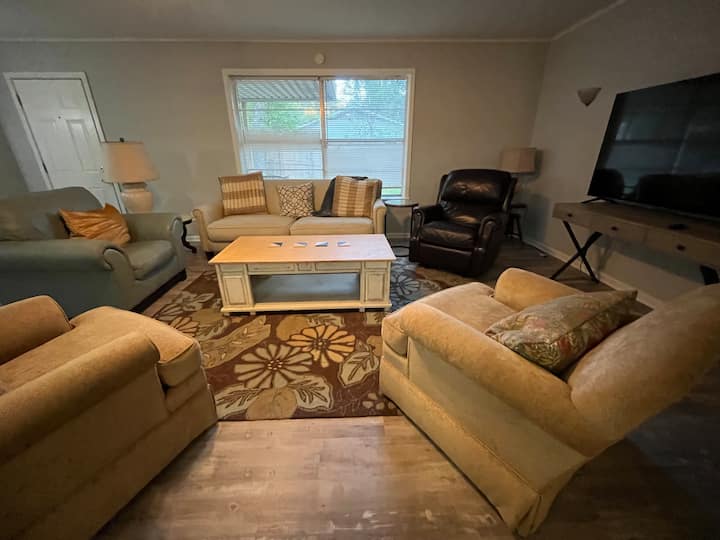 Longview, 1 Level , Long Stays - Longview, TX