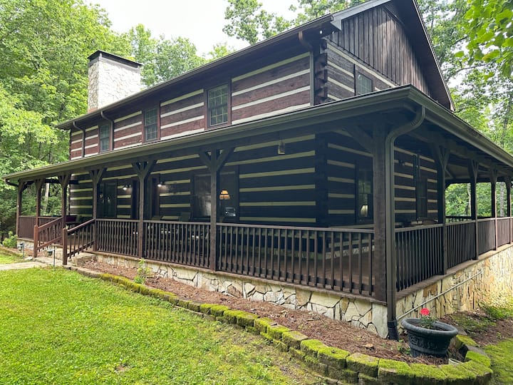 Living Life @ The Cabin! 4+ Acres Private & Wooded - Mount Airy, NC