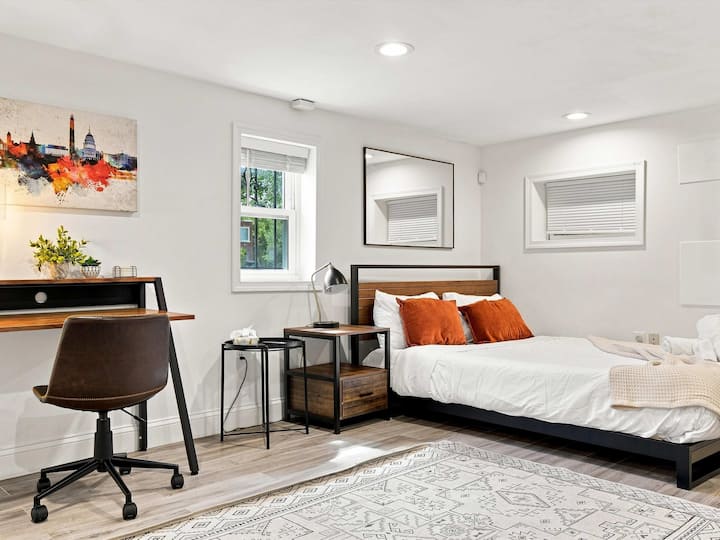 Studio Not Far From Capitol Hill, Walk To Metro - Washington, D.C.