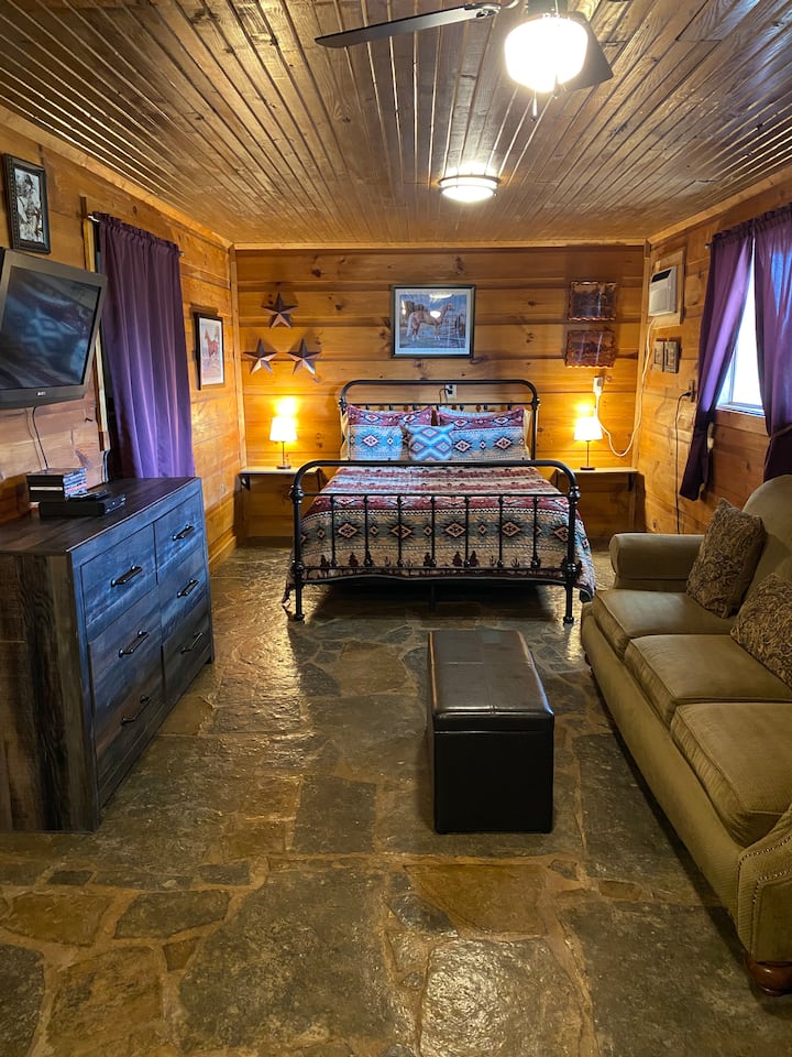 The “Cowboy Hideaway” - Henry Horton State Park, Chapel Hill