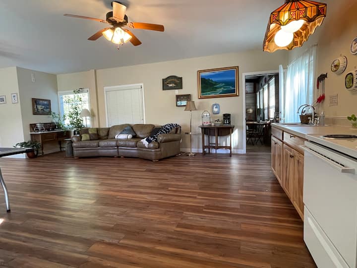 Bunkhouse On Lake Hamilton - Lake Hamilton, AR