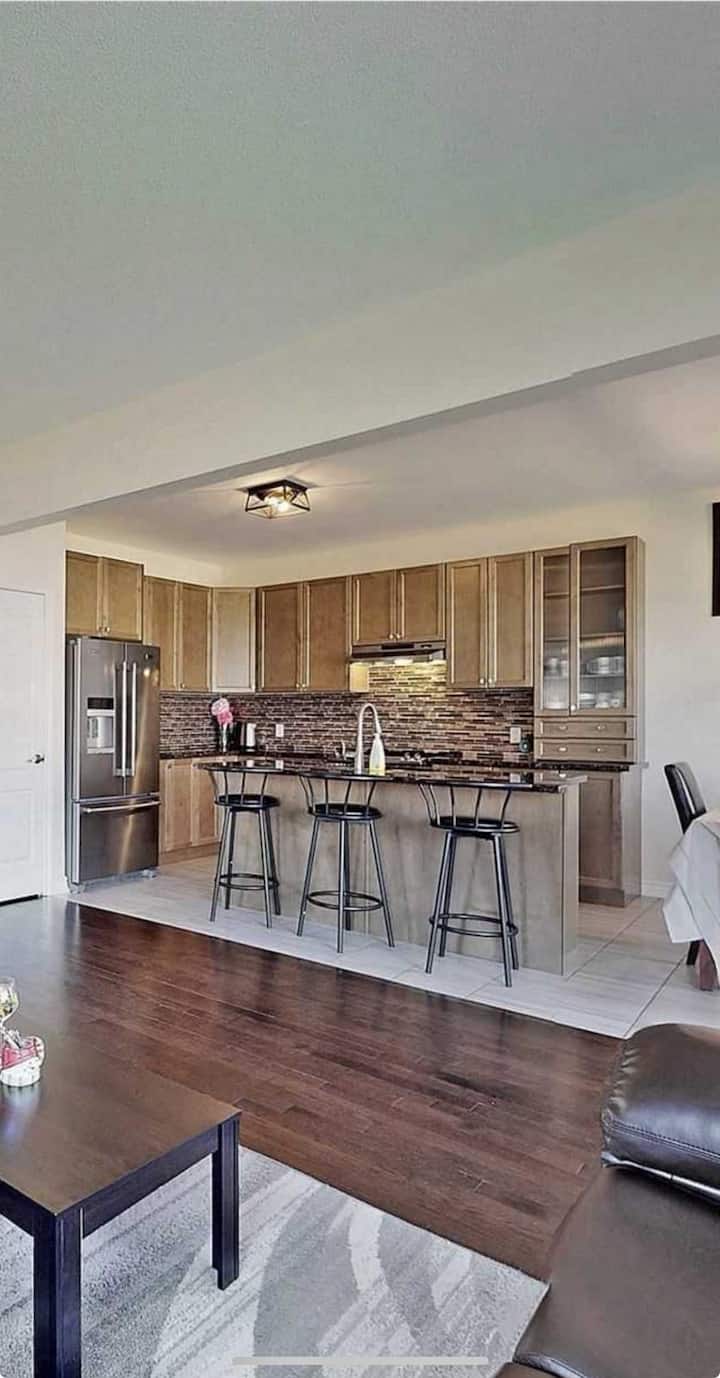 27 Moses Cresent Bedroom 2 - Bowmanville