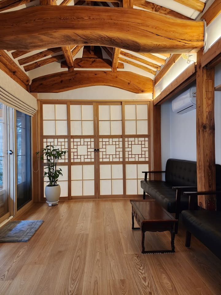 성신한옥 독채 Traditional Hanokhome 2min Walk To Subway - Séoul