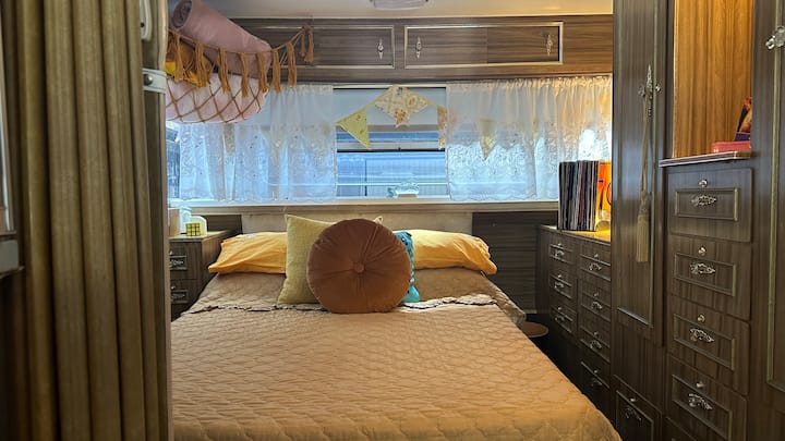 Australian Retro Beach Stay - Rye