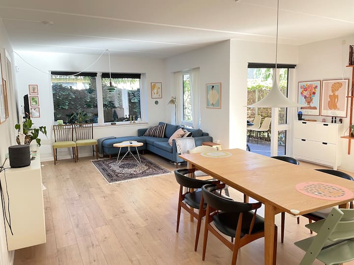 Bright Apartment With Terrace - Dinamarca