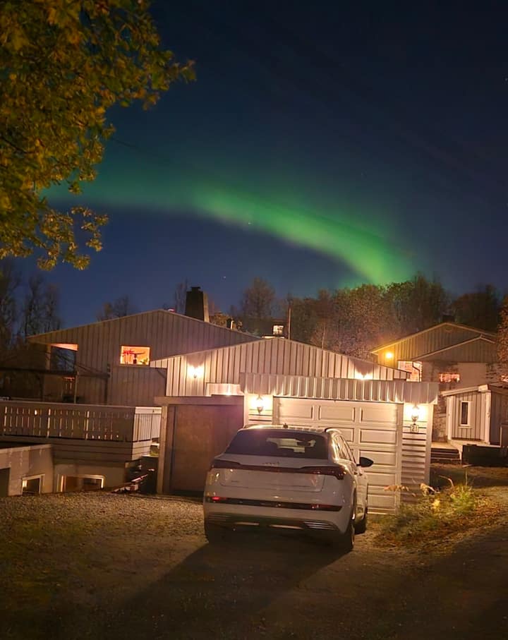 Northern Light Apartment 3 Bedrooms, In Quiet Area - Tromsø